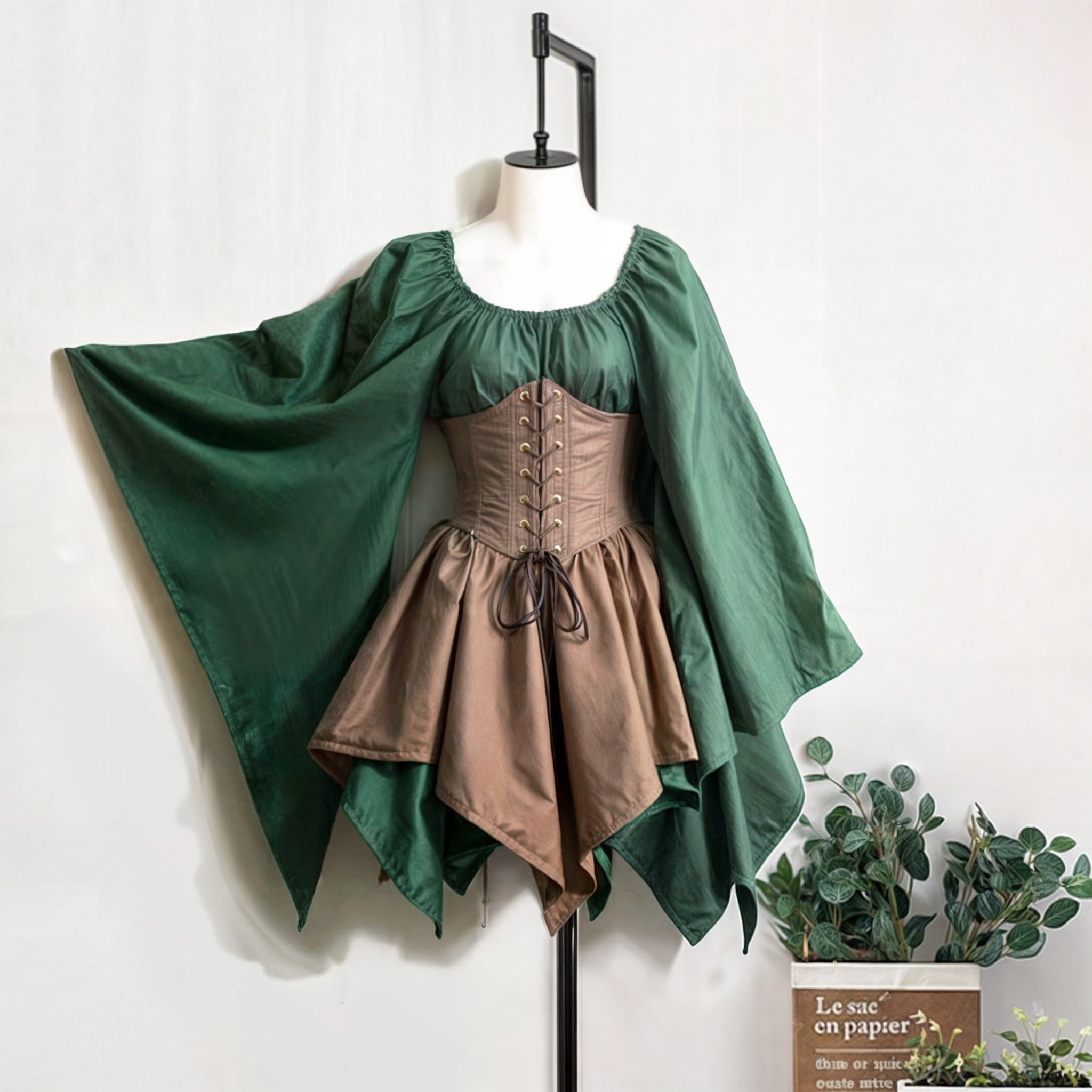 Medieval cosplay costumes, Renaissance Clothes for Men and Women, LARP ...